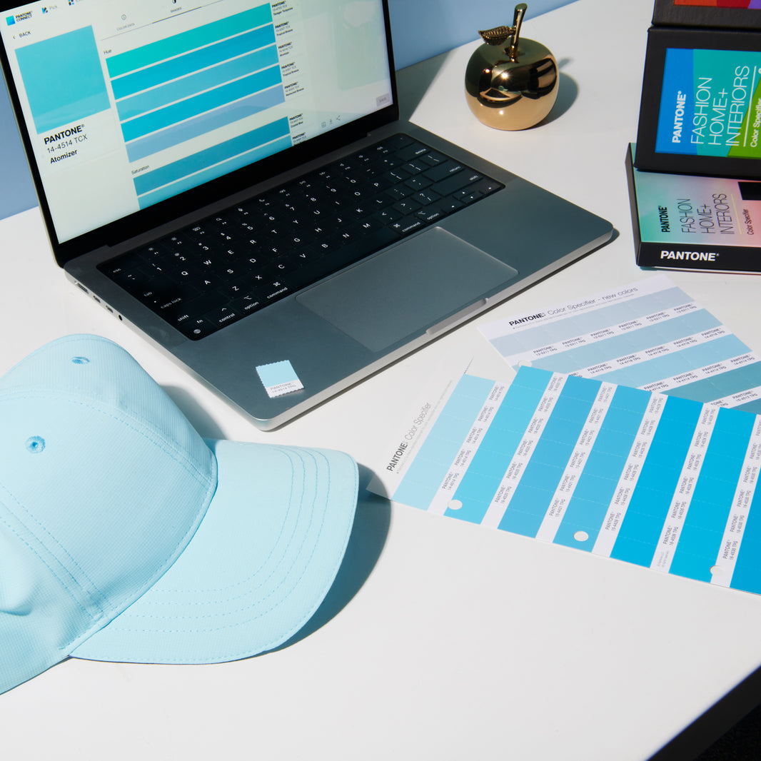 Trend books + Publications – PANTONE